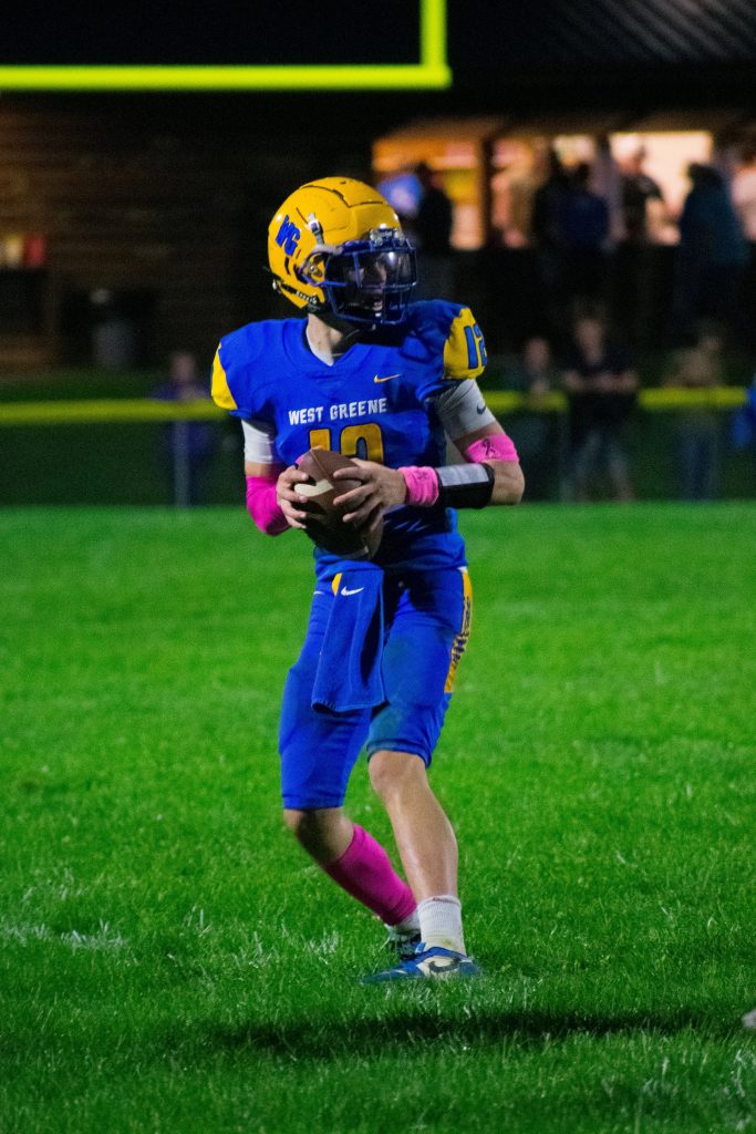 Pioneers storm back to stun Bentworth, 36-33 - Herald-Standard